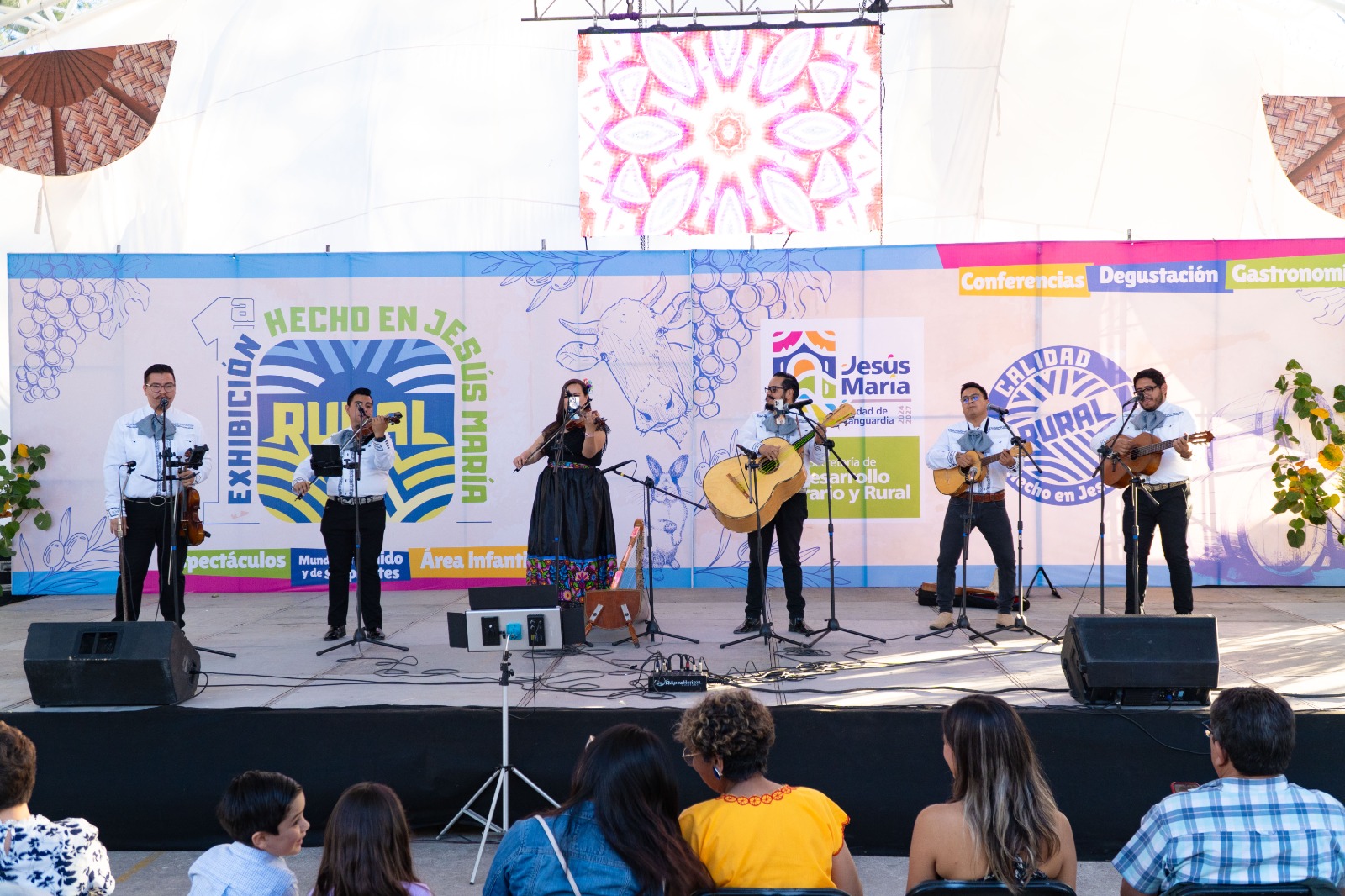 Continúa con mucho éxito la Primera Excibición Jesús María Rural ...